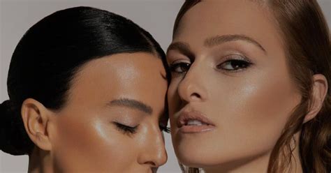 მშვენიერი ქართველი ქალები სალომე ღვინიაშვილის და მანიკა ასათიანის ულამაზესი ფოტოსესია Marao