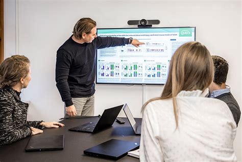 Quantitative Whole Brain 3d Imaging Of Congophilic Parenchymal And Vascular Amyloid Plaque