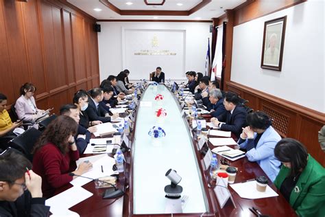 Хөдөлмөрийн аюулгүй байдал эрүүл мэндийн салбарт тогтолцооны зургаан шинэчлэл хийнэ