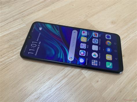 Huawei P Smart Plus 2019 Smartphone Review - NotebookCheck.net Reviews
