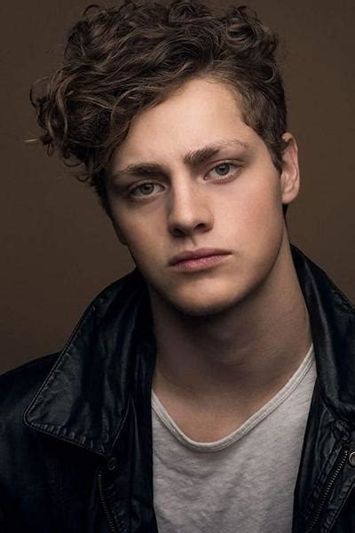 Steffan Argus About Entertainmentie