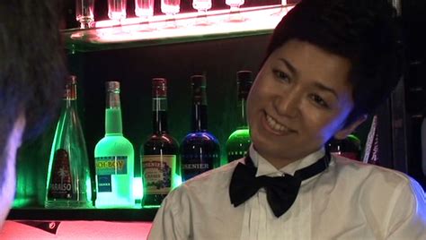 働く五十路熟女 第三章 なでしこデビュー 五十路のバーテンダー ～ママ 船尾みどり51歳～ アダルト動画 ソクミル