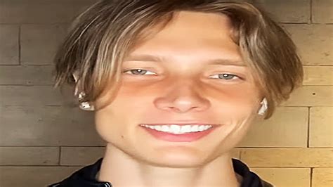 Austin Wayne Insults Blackpillers Youtube