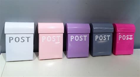 Idyll På Brøttem Noen Som Trenger Mini Postkasse