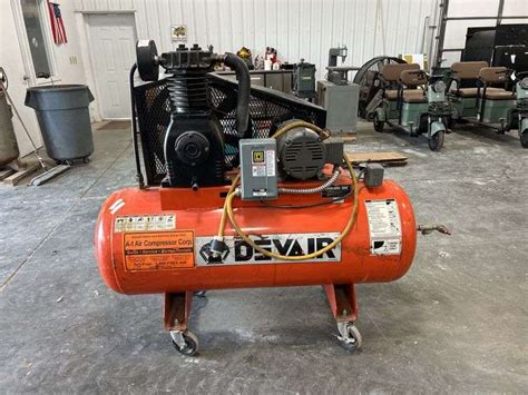 80 Gallon Devair Air Compressor Model Number Tap 5052 On Wheels 230 460v 3 Phase Worked When