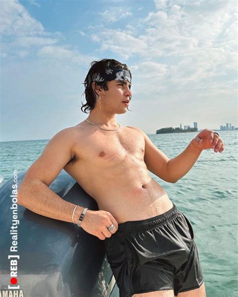 Aaron Mercury Desnudo Y Con El Pene Erecto En Lcdlf Famosos En Bolas