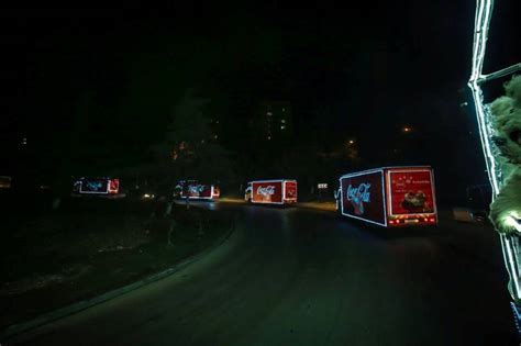 კოკა კოლას საახალწლო ქარავანი თელავში Knews Ge