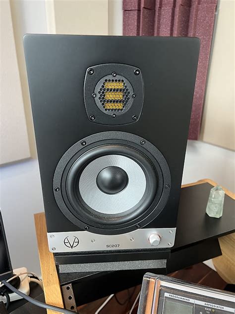 EVE Audio SC207 2-Way 7" Professional Studio Monitor Speakers | Reverb