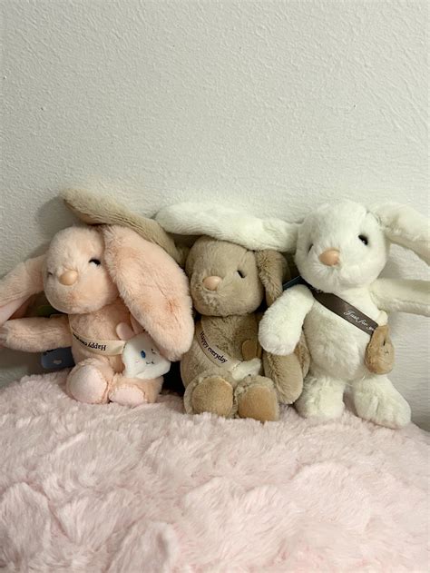 [최저가 1 1 할인] 러블리 향기나는 토끼 가방 인형키링 유니크 우정템 커플템 선물용 열쇠고리 3컬러 에이블리