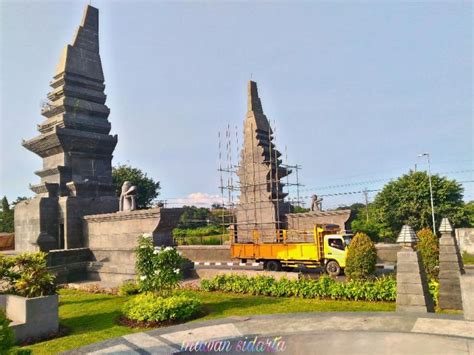 Gambar Gapura Gresik 47 Koleksi Gambar