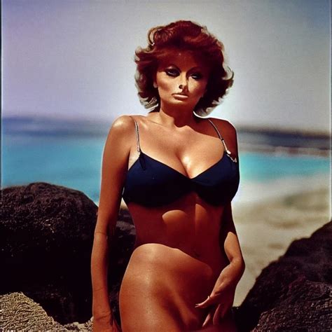 Sophia Loren Body