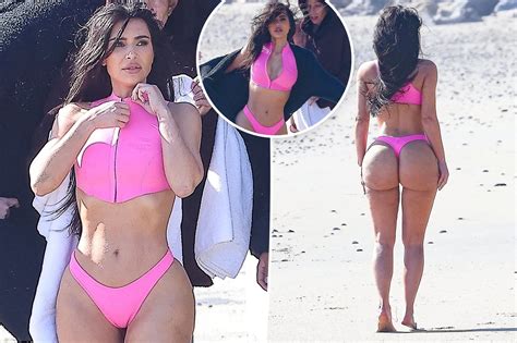 Khloe Kardashian Bikini Ass