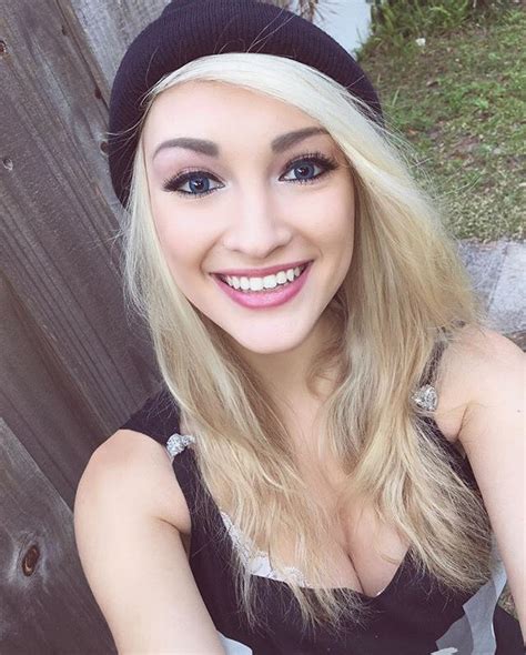 Anna Faith Anna Faith Beauty People