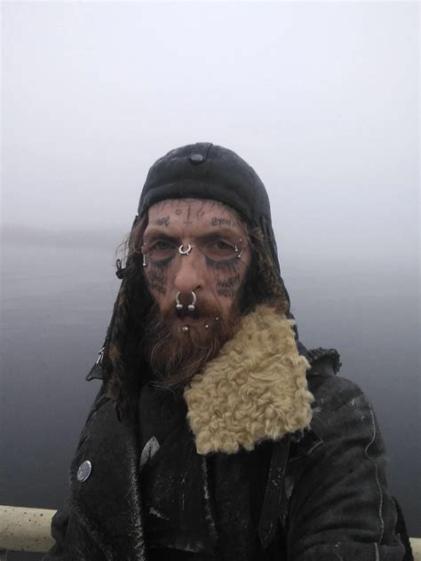 Пин от пользователя Ant B на доске 1 рисовать Лица в 2025 г Стиль Лицо Молодые знаменитости