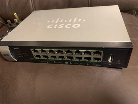 Cisco RV325 16 port VPN Router 電腦科技 商務用科技產品 Carousell