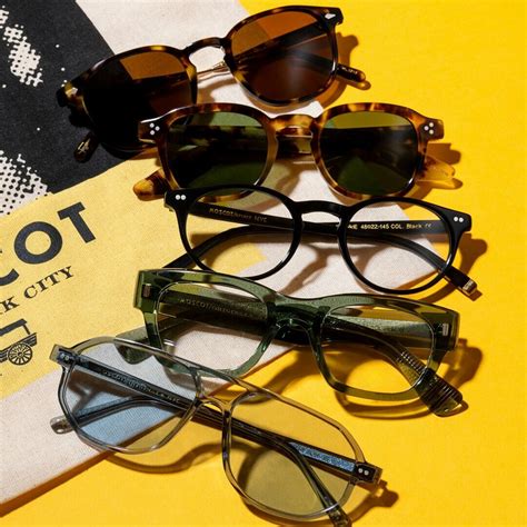 La Firma Estadounidense De óptica Moscot Abrirá En Barcelona Su Primera