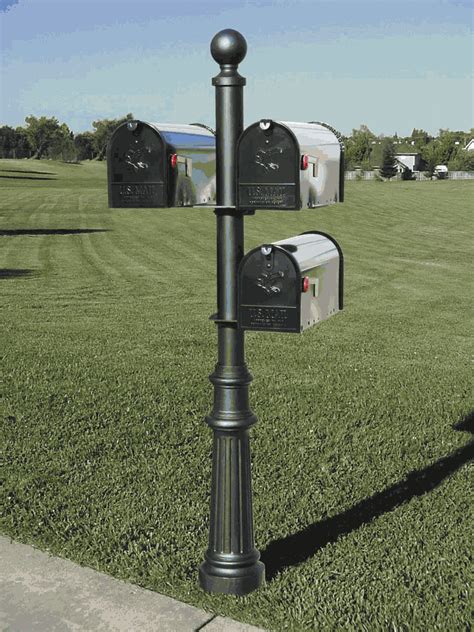 Builder Series Triple Economy Mailboxes Post Package