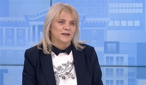 Мая Димитрова БСП ОЛ Никой не ни казва как да гласуваме Вестник ЗЕМЯ