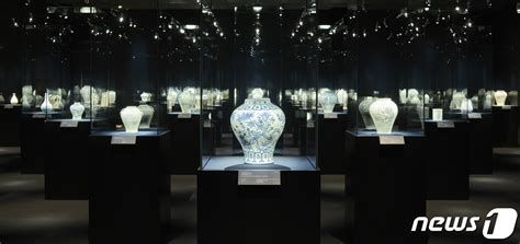 조선백자의 황홀 당신을 홀리다…리움 군자지향展