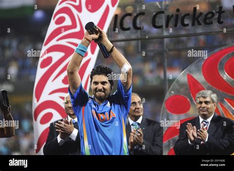 Cricketer Yuvraj Singh Receiving Man Tournament Trophy Lanka Icc