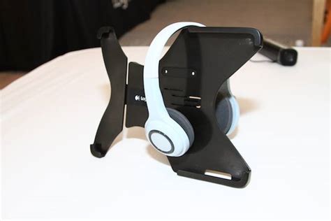 Logitech Unveils Two New Bluetooth Gadgets For The Ipad Hands On Cult Of Mac