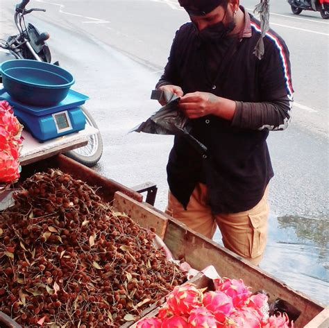 වස විෂ නැති නැවුම් පළතුරු