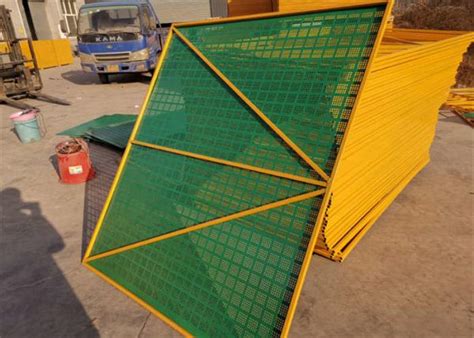 Yellow Frame Green Panel Perimeter Safety Screens 6 8mm Mesh For Scaffolding From China Factory