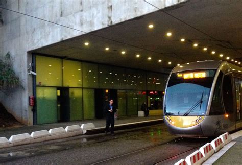 Authenticity In The Fl Classroom On Teaching Languages With Technology