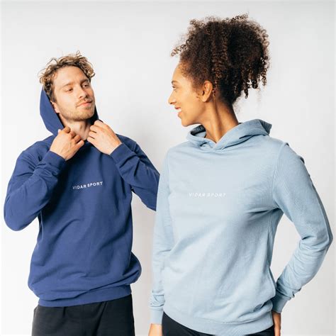 Sportbekleidung aus Naturmaterialien für Frauen - VIDAR Sport