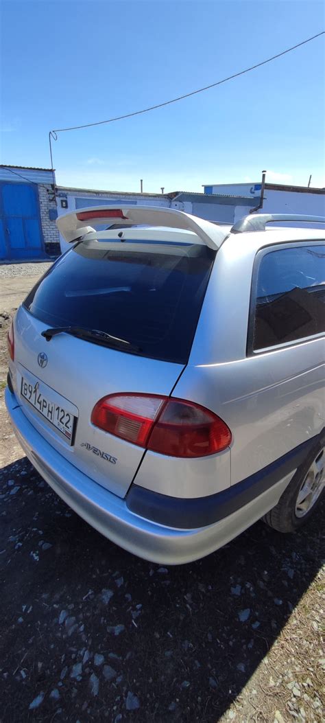 Спойлер на универсал — Toyota Avensis I, 1,8 л, 2000 года | своими ...