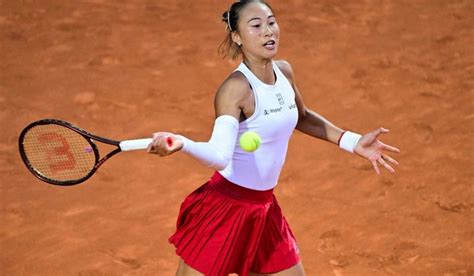 Хятадын теннисчин Жэнь Чинвэнь Ромд болж буй тэмцээний хагас шигшээд шалгарлаа