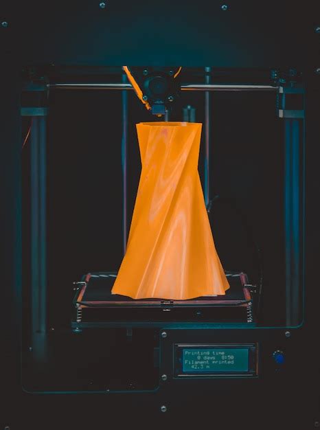 Premium Photo Automatic Three Dimensional 3d Printer Performs Plastic