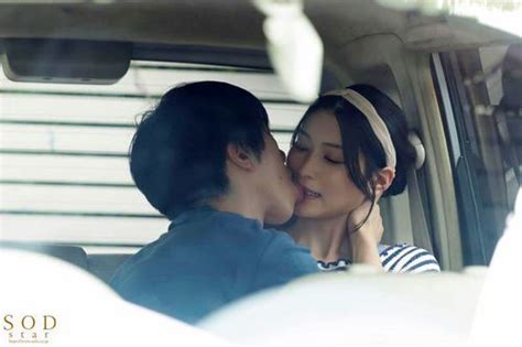 本庄鈴 （av女優）の情報まとめ Fanzaみんなのオススメ