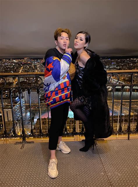 ស្តាប់ហើយអស់សំណើច ម្តាយតាមទាន់ ស្រីតា តែង ខ្លួន ជាមនុស្សស្រី ព្រោះរឿងនេះ មានវីដេអូ Khmerload