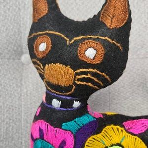 Black Cat Stuffed Animal Flower Felt Kitty Animal Plushie Toy Kitten