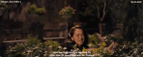 chi tiết quan trọng chứng minh Gái Già Lắm Chiêu V thực ra là phim viễn tưởng