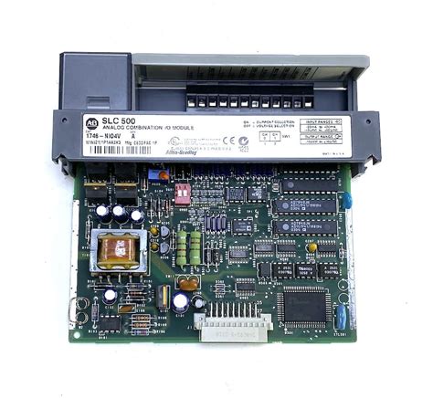Allen Bradley 1746 NIO4V SLC 500 Ser A Analog Input Output Module