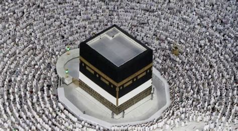 В Саудовской Аравии больше тысячи человек погибли во время паломничества в Мекку