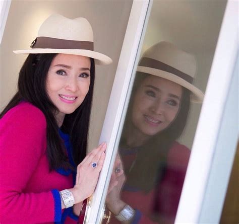 เห็นแล้วตะลึง ปุ๊ก อาภัสรา อายุ 75 ปี แต่ยังสวยสะกดจักรวาล