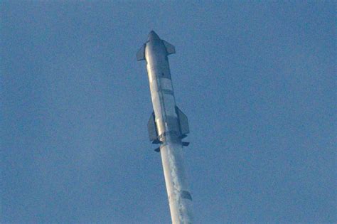 Spacex Mega Rocket Makes Successful Test Flight But Lost In Descent Au — Australias