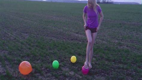 Alla Inflates Four Balloons With Her Mouth And Crushes Them With Her Feet And Ass