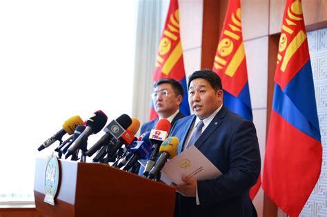 Монгол Улсын Ерөнхийлөгч Олон нийтийн сүлжээнд хүний эрхийг хамгаалах тухай хуульд хориг тавьсан