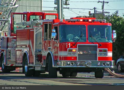 Einsatzfahrzeug San Diego Sdfd Engine 001 Bos Fahrzeuge