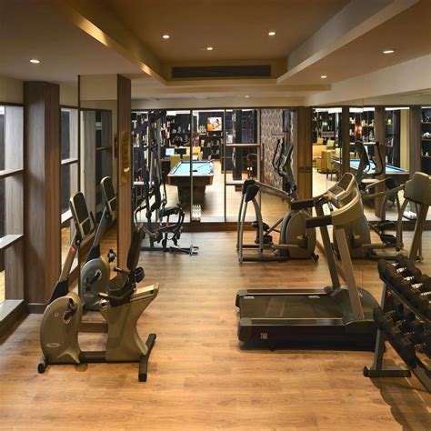 Deventure Sarovar Portico Kapashera New Delhi Hotel