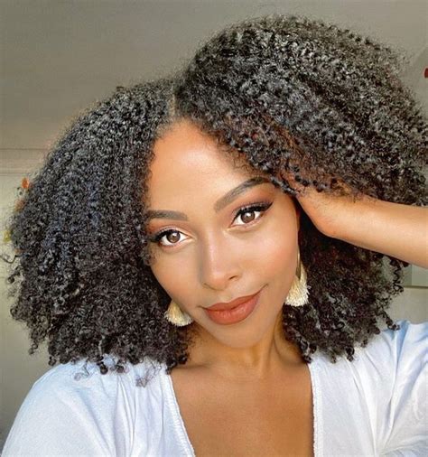 7 Quick And Easy Hairstyles To Try On The Go All Things Savvy