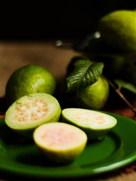 Guava The Tropical Fruit Thats Surprisingly High In Protein