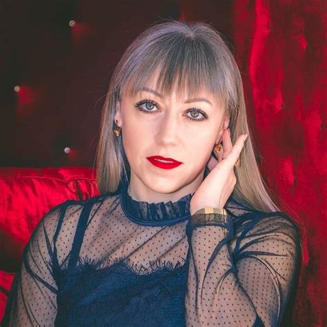 Tiande Driga Irina Threads Say More