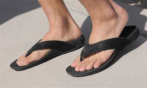 5 Best Flip Flops With Arch Support For Men To Sport In 2026 Fashionbeans