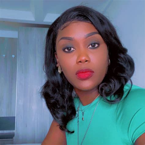 Awa Diacene Assistante Back Office Free Au Sénégal Linkedin