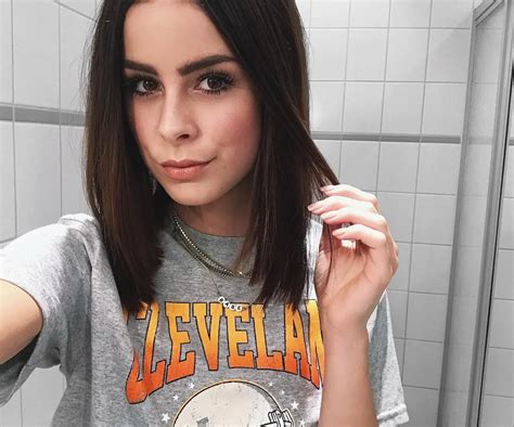 Selfie Scrolller Selfie Scrolller